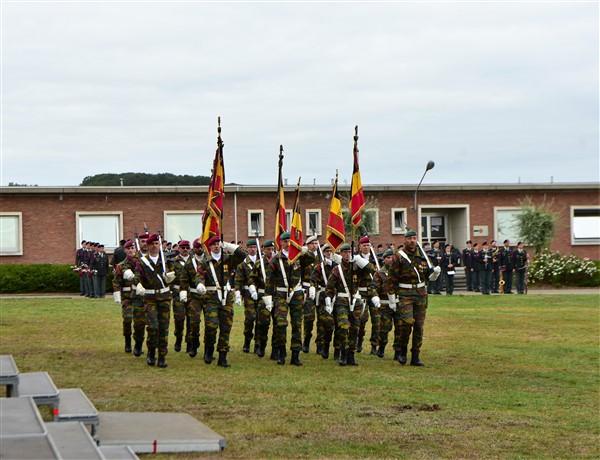 Kolonel Tom Bilo bevelhebber van Special Operations Regiment – Hola ...