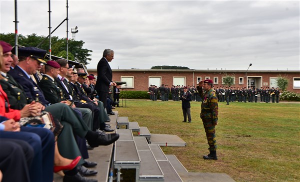 Kolonel Tom Bilo bevelhebber van Special Operations Regiment – Hola ...